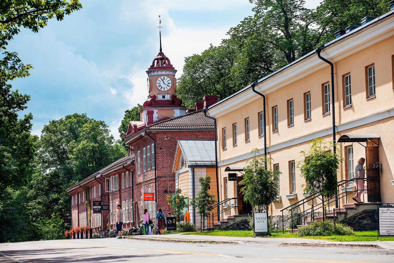 Helsinki Walking Tours – Walking Tours in Helsinki: Explore Helsinki ...